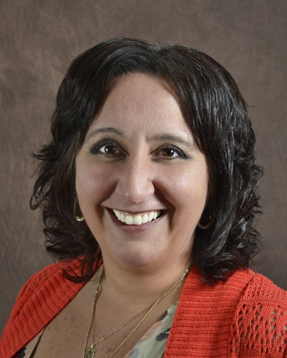 Julie Do's Instagram, Twitter & Facebook on IDCrawl